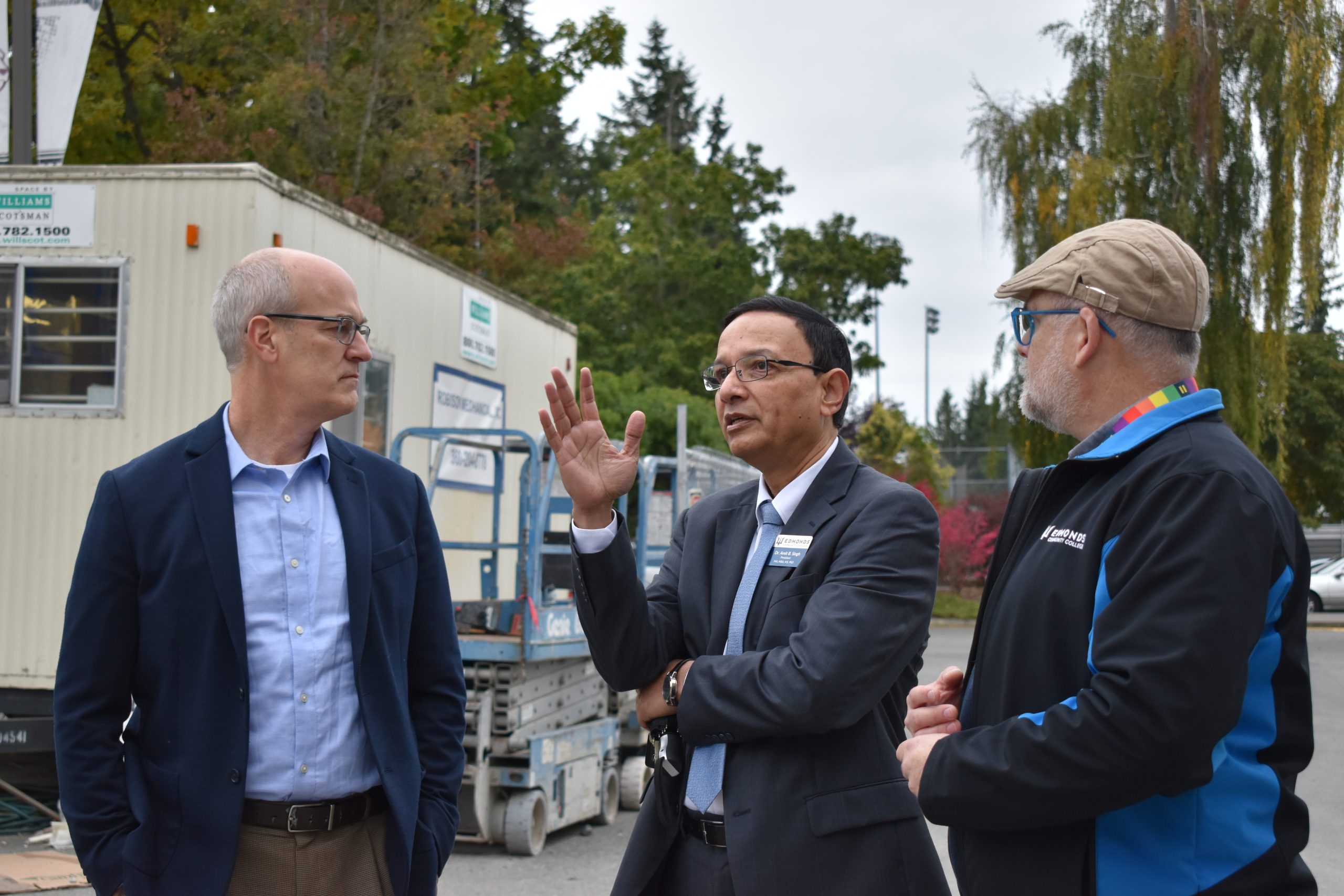 Congressman Larsen visits under construction STEM building at EDCC ...