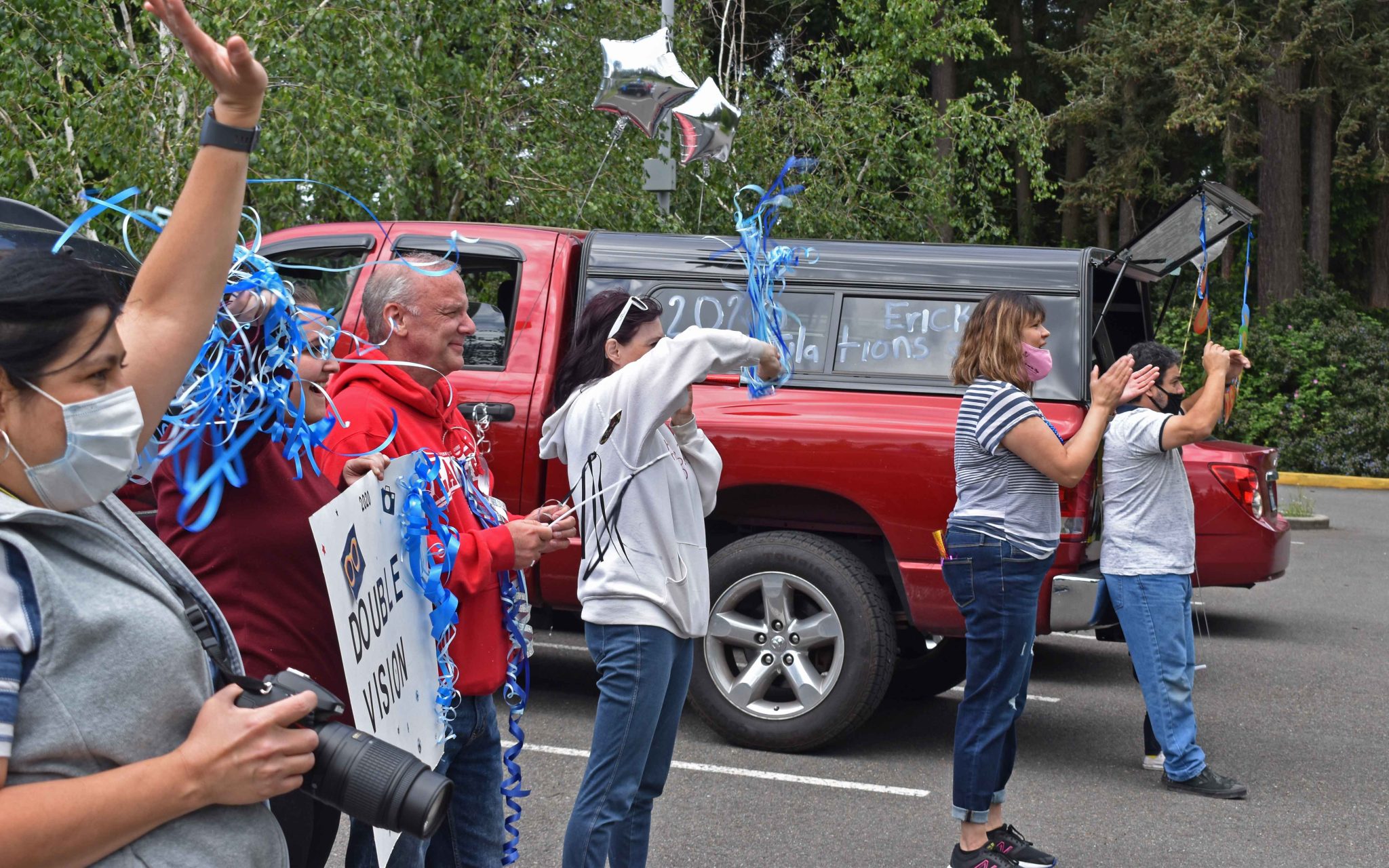 Meadowdale High School hosts drive-thru event celebrating the class of ...
