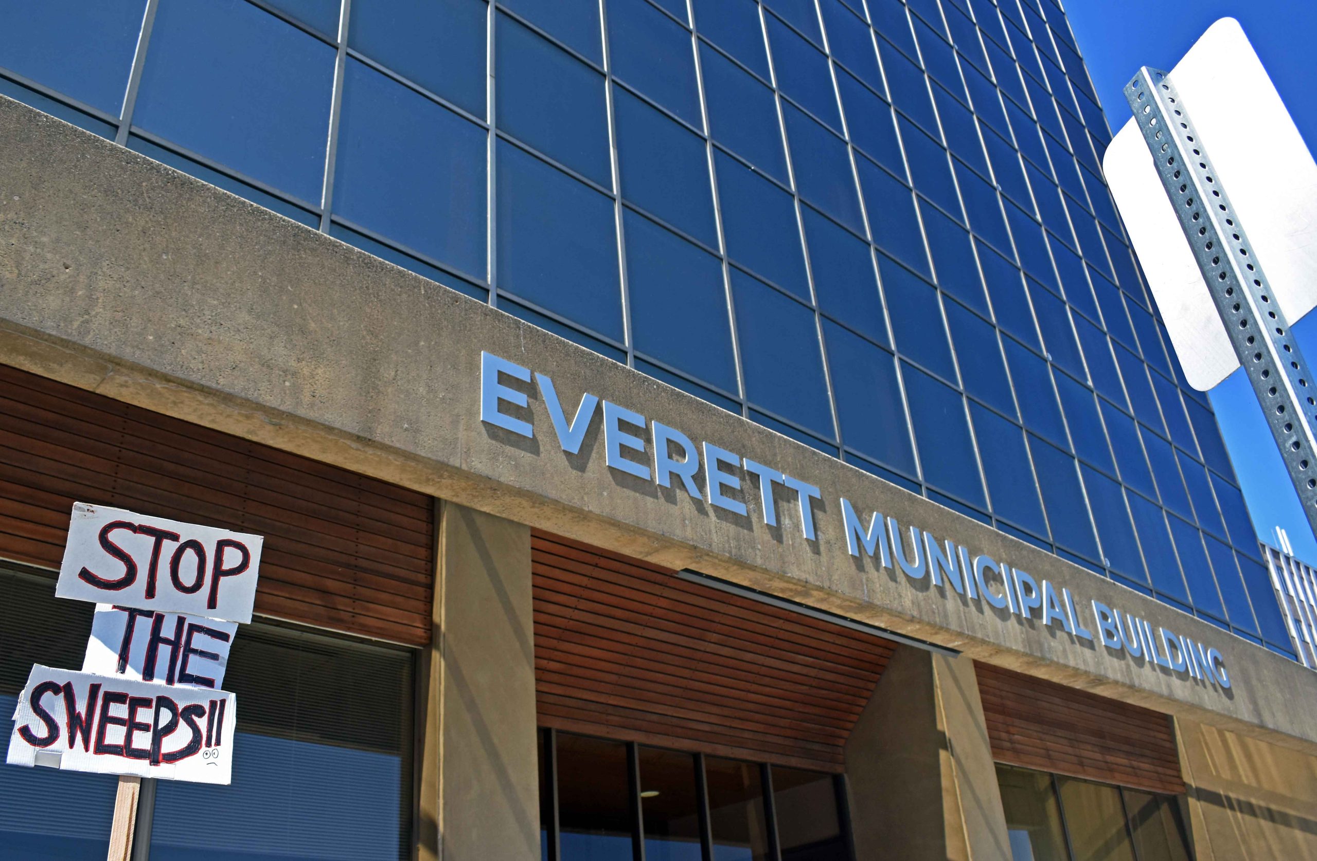 Everett protest demands coronavirus protection for homeless - Lynnwood ...
