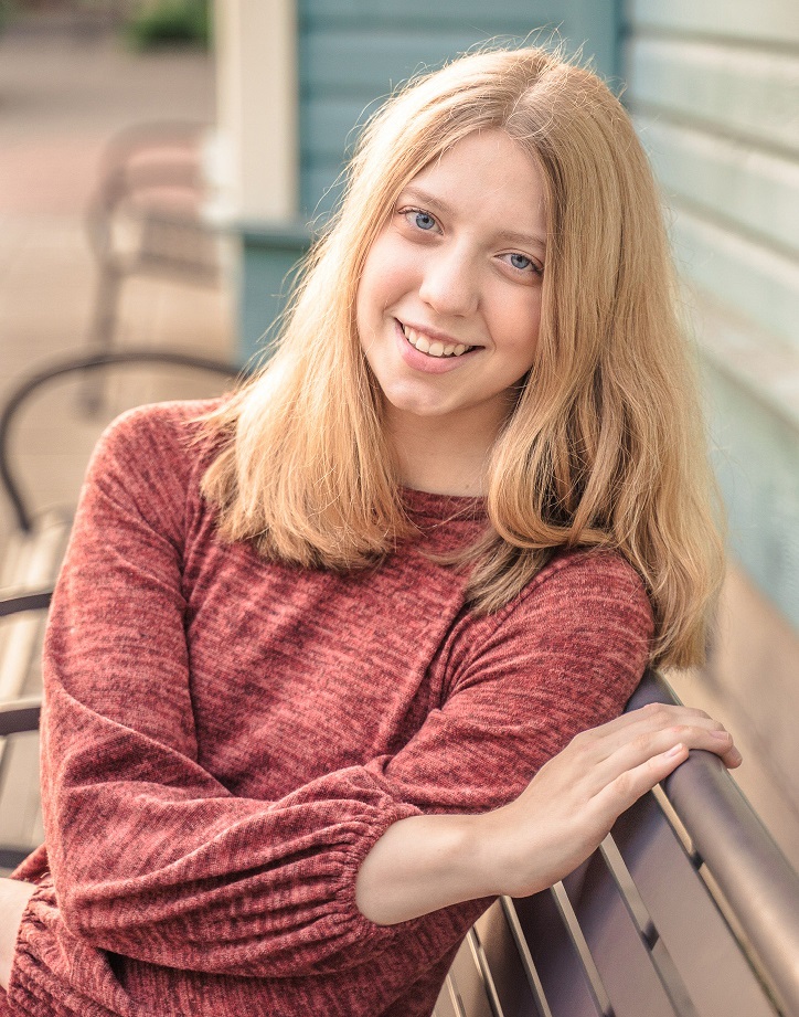 Two Meadowdale students recipients of education scholarship - Lynnwood ...