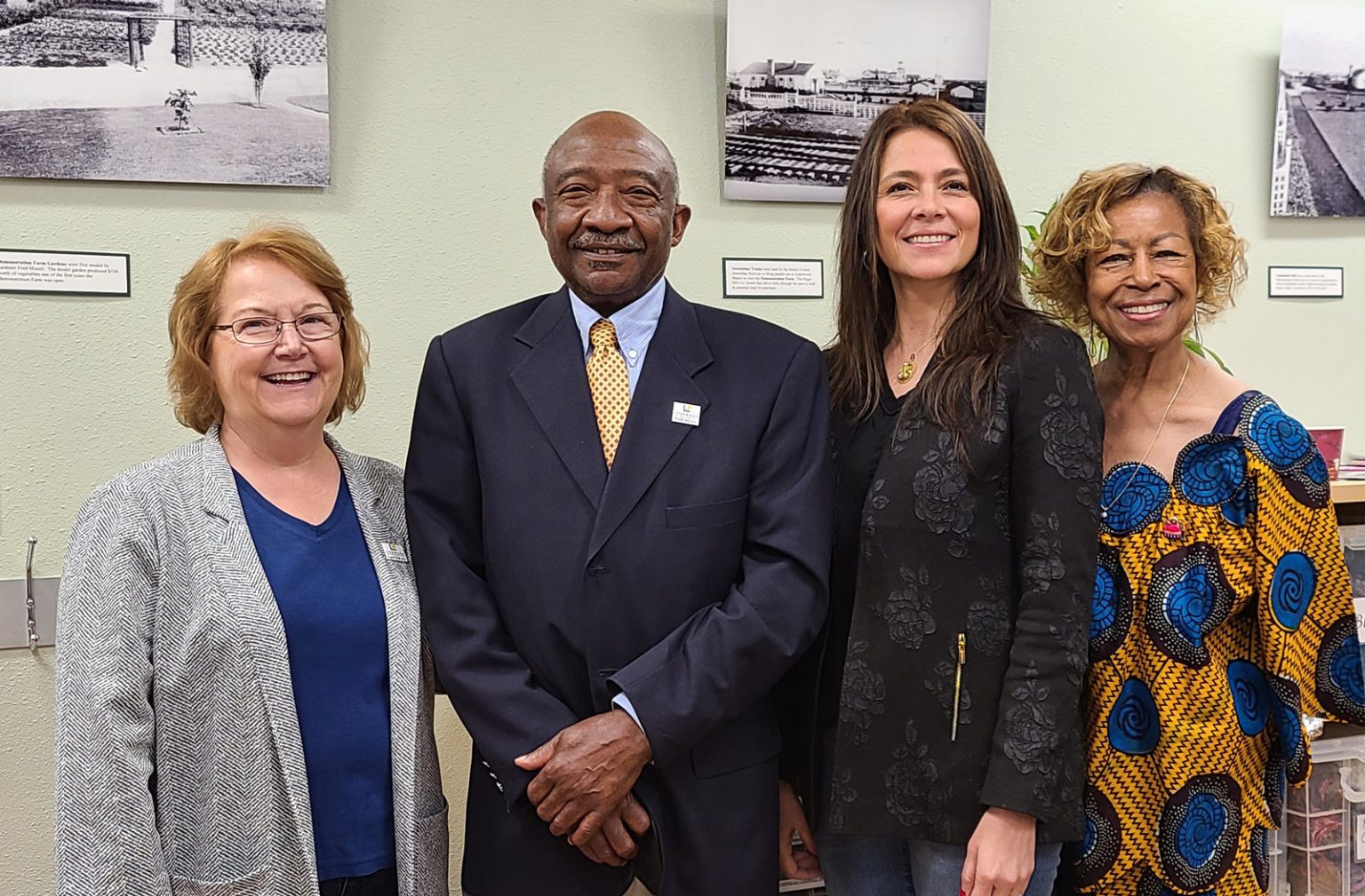 Former Lynnwood Citizen of the Year endorses Altamirano-Crosby for ...