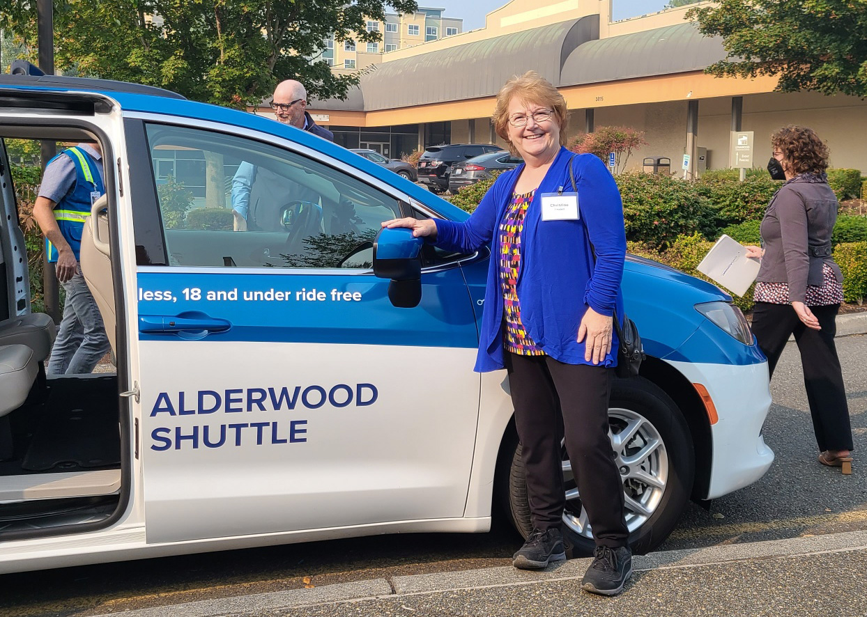 “Take a trip on the zip,” Lynnwood and Community Transit launch new ride-share service ...