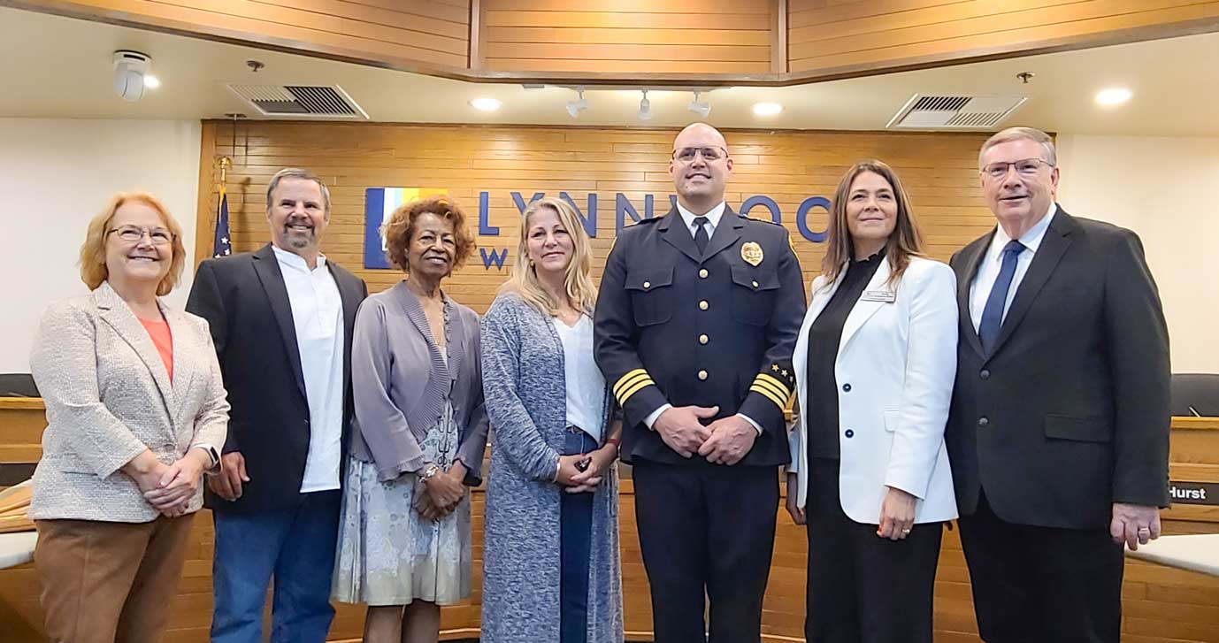 Cole Langdon sworn in as next Police Chief for Lynnwood - Lynnwood Times