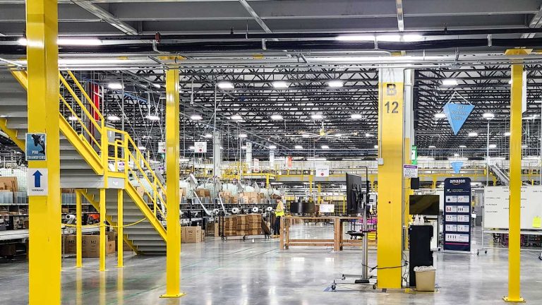 Amazon opens Washington’s largest distribution center in Arlington ...