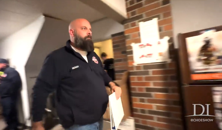 Judge orders influencer Steve Hickey to vacate million-dollar house ...