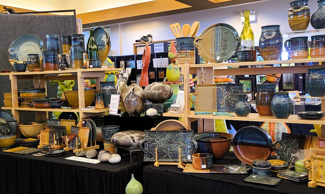 Thousands soak up sun and culture at Edmonds Arts Festival - Lynnwood Times