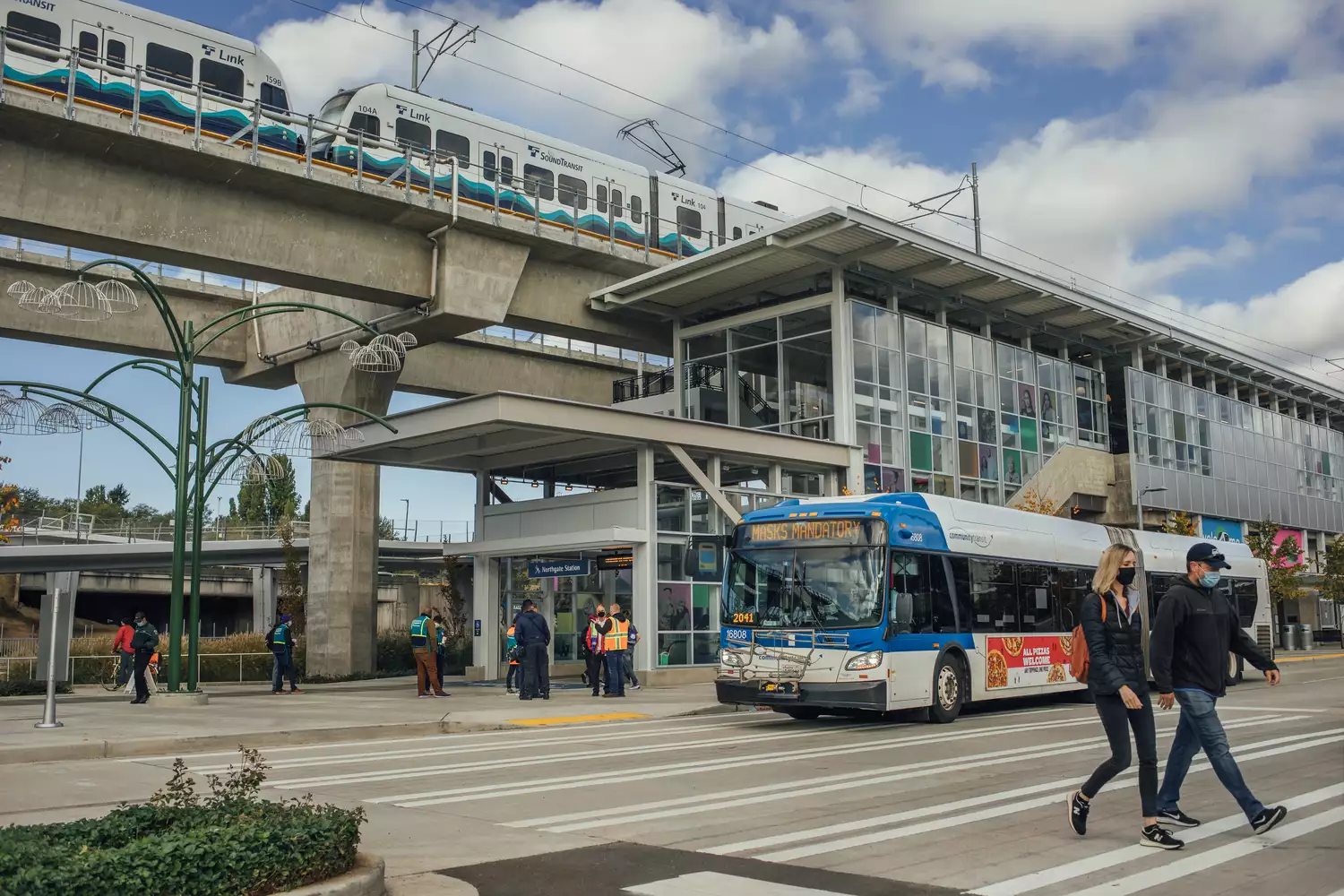 Link light rail 1 line runs until 3 a.m. New Year's Eve - Lynnwood Times