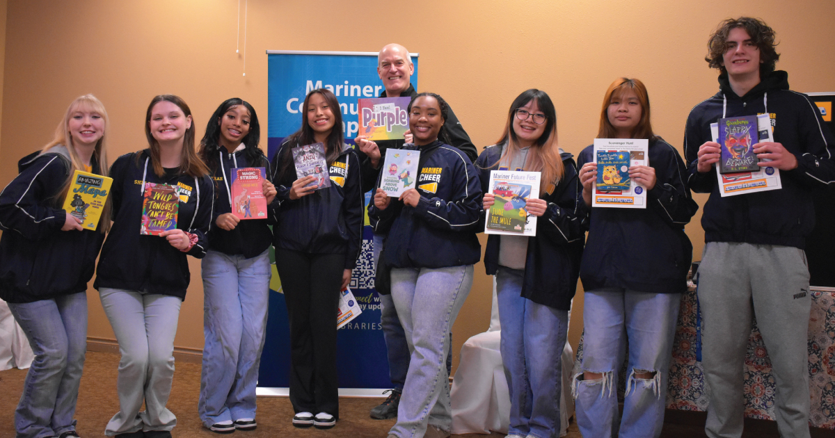 Larsen donates books to Mariner Sno-Isle Library, latest on new Mariner ...
