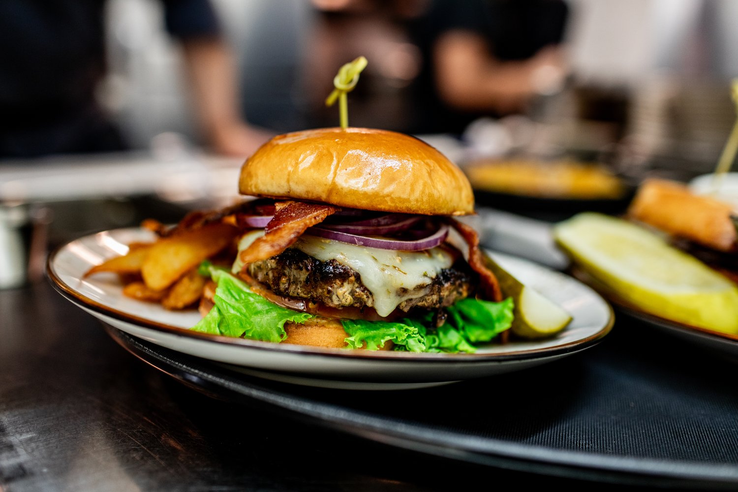 Hook and Cleaver modernizes 'surf n’ turf' at Mukilteo Waterfront ...