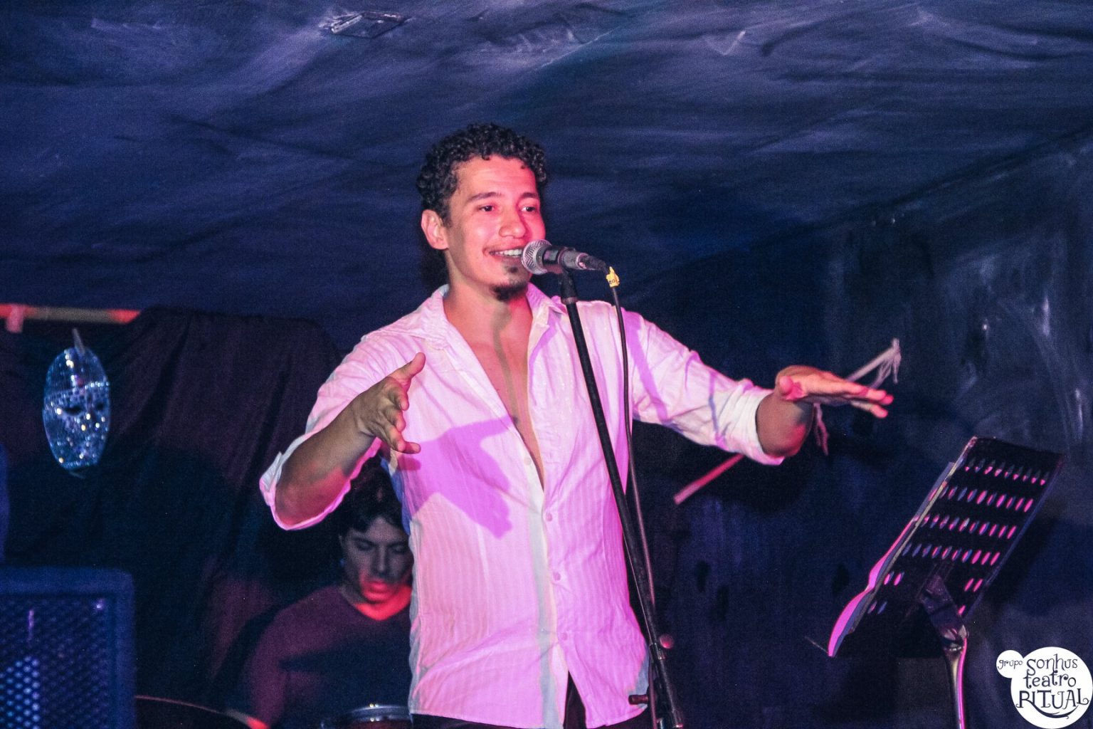 ICE arrest of high school theater manager raises questions on ...