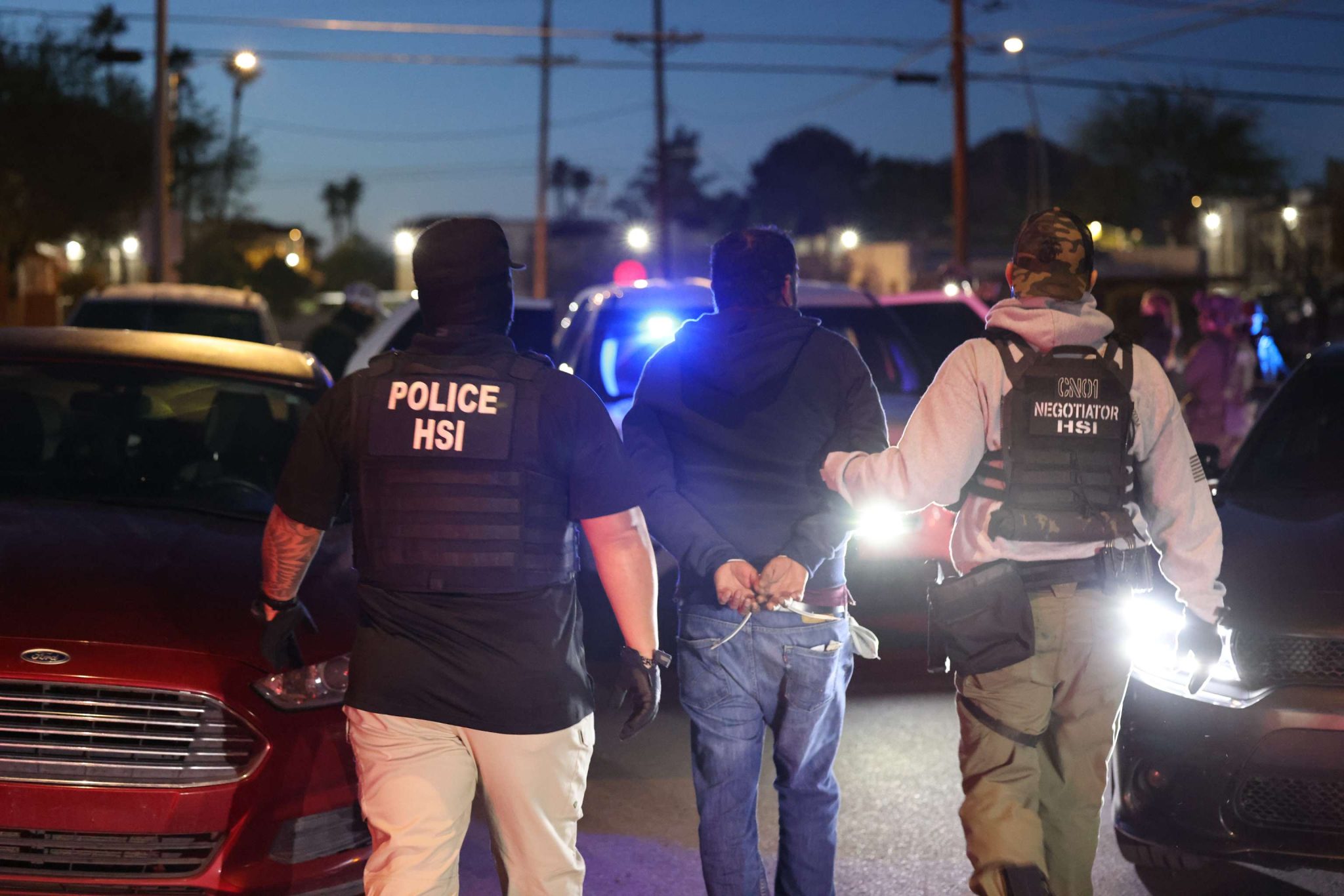 DHS now offering $3,000 through end of 2025 to self-deport, AI Bounty ...
