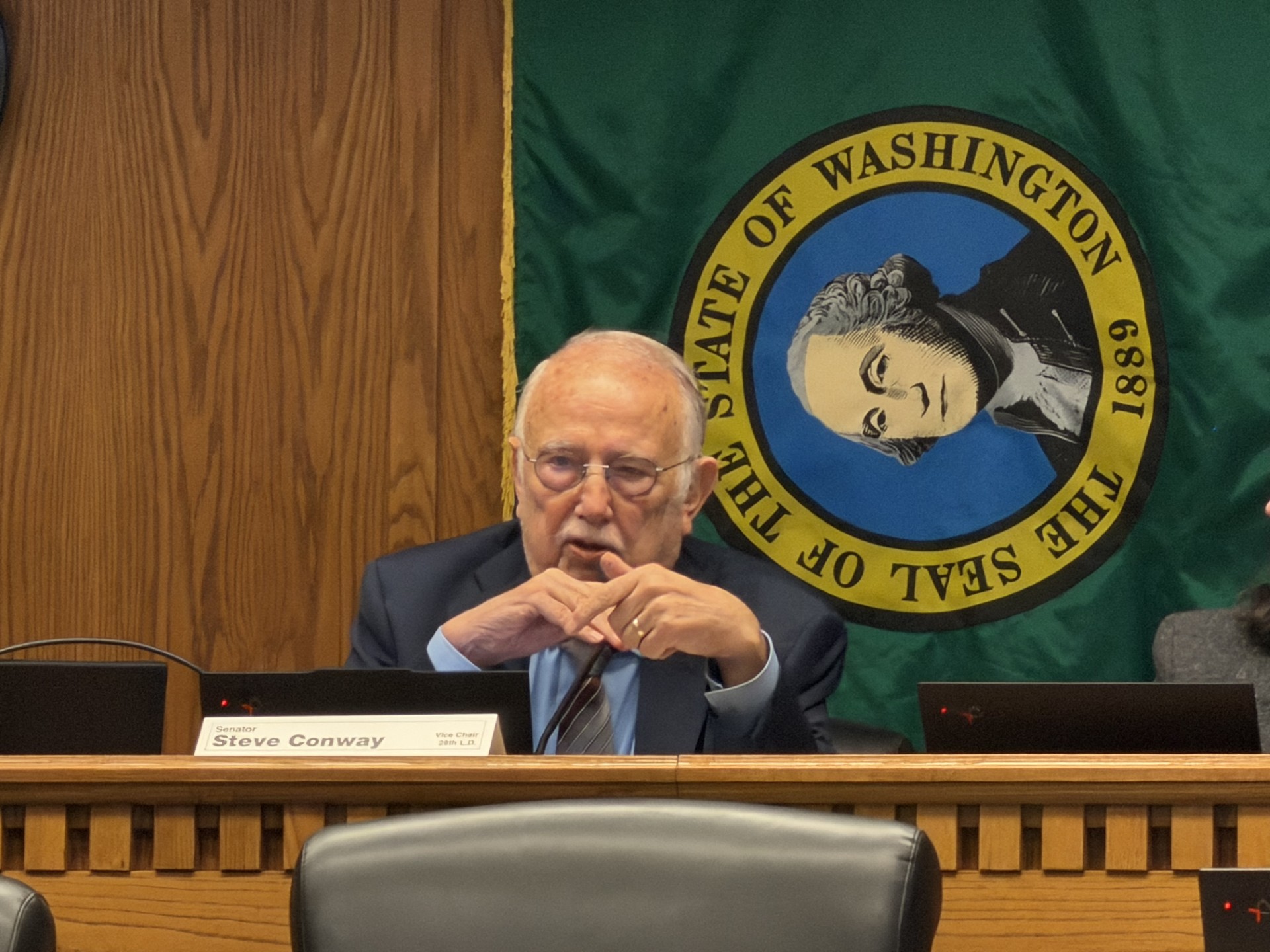 Senate bill addresses grocery closures in food deserts - Lynnwood Times
