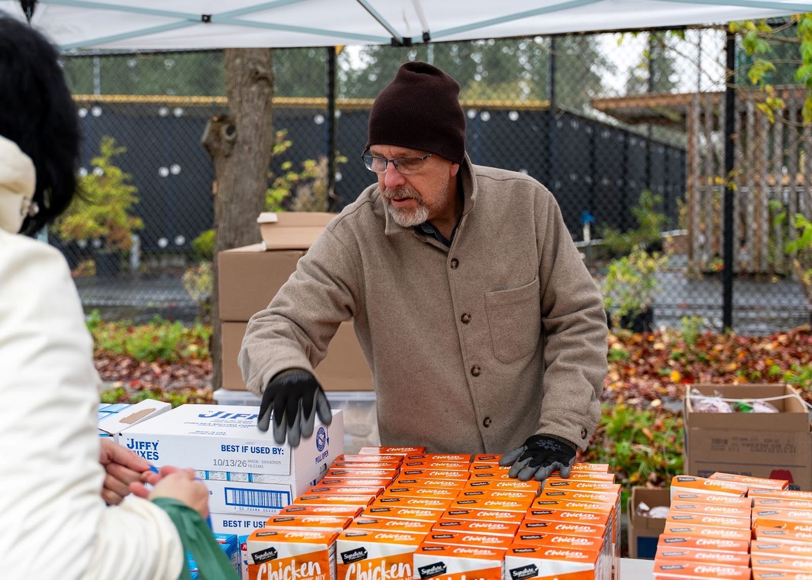 Edmonds College hosts annual electronics recycling, paper shredding ...